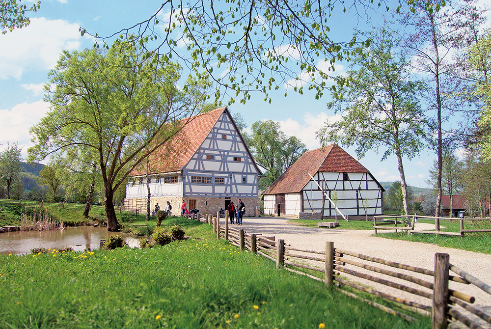 Auf Schusters Rappen in die Vergangenheit | Arverio Baden-Württemberg